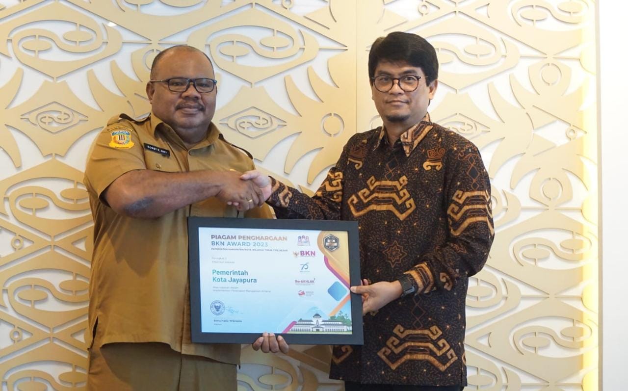 Raih Tiga Penghargaan Dalam BKN Award Tahun 2023, Pemkot Jayapura Makin Termotivasi - kumparanpapua