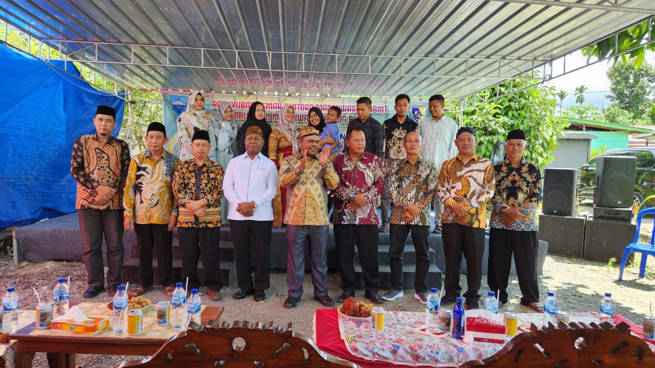 Resmi Dikukuhkan, Pengurus Paguyuban Demak Bintoro Manokwari Periode 2023-2028 Diketuai ...