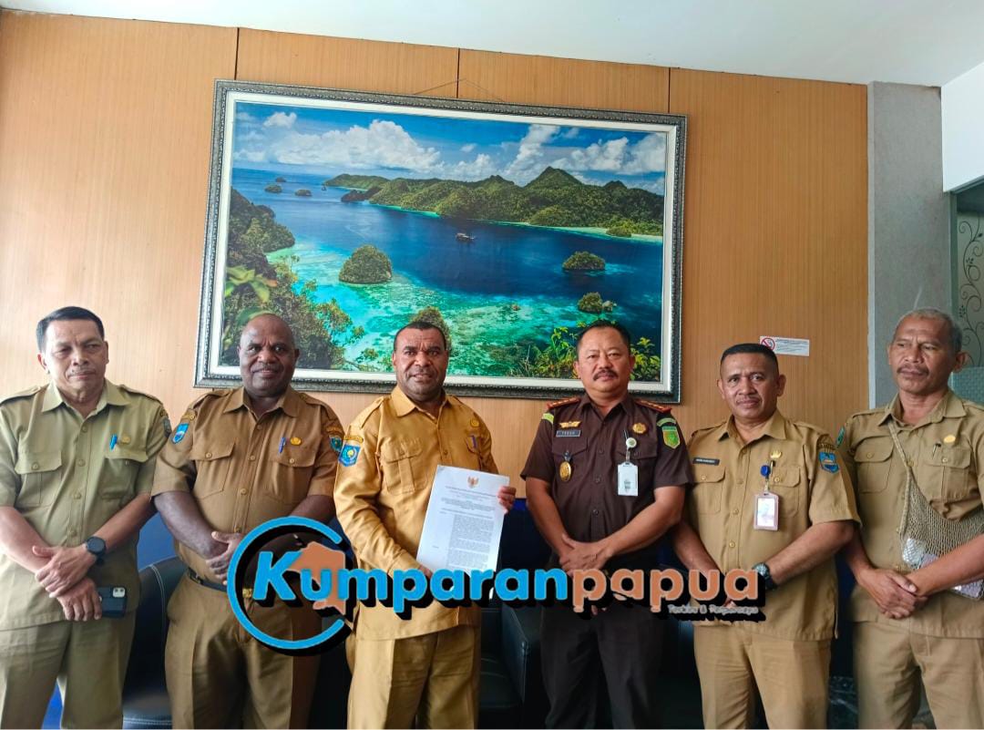 Pansel DPRK Manokwari Umumkan Anggota Terpilih DPRD Manokwari Jalur Pengangkatan - Kumparanpapua